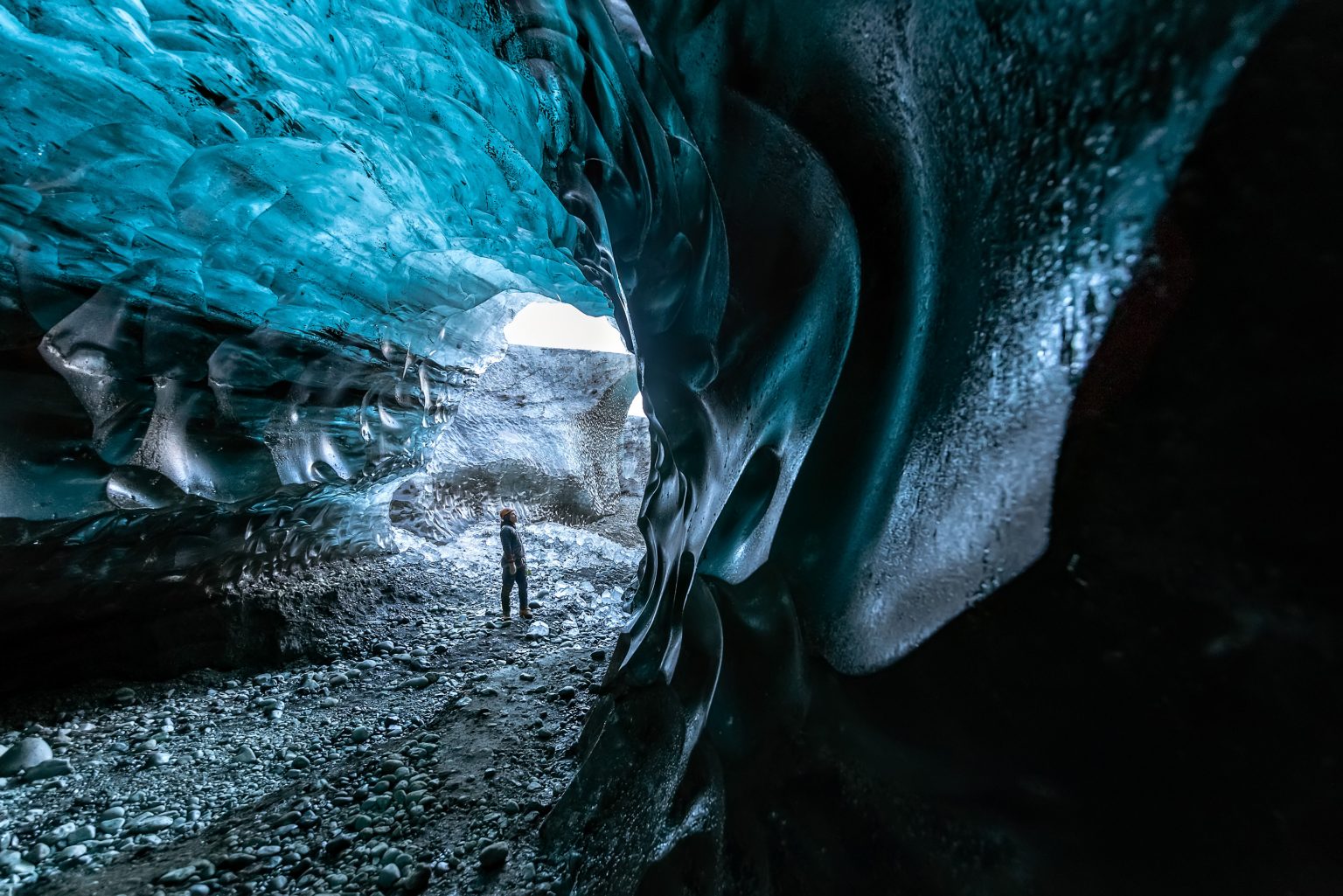 Treasure Iceland – Crystal Blue Ice Cave Discovery | Blue Iceland